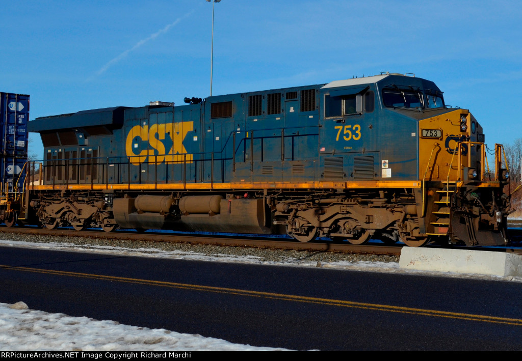 CSX 753